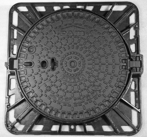Manhole cover PAMREX 600 Safety D400 class Square frame – Non ...